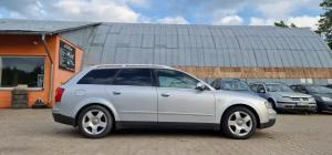 Pelēks Audi A4 2002 Valmiera, ar dzinēja tilpumu 2.50 L un nobraukumu 332 tūkst. km par 1500 €, foto 3 vietnē AUTOMOTO.COM.LV