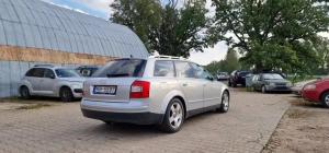 Pelēks Audi A4 2002 Valmiera, ar dzinēja tilpumu 2.50 L un nobraukumu 332 tūkst. km par 1500 €, foto 4 vietnē AUTOMOTO.COM.LV