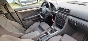 Pelēks Audi A4 2002 Valmiera, ar dzinēja tilpumu 2.50 L un nobraukumu 332 tūkst. km par 1500 €, foto 12 vietnē AUTOMOTO.COM.LV