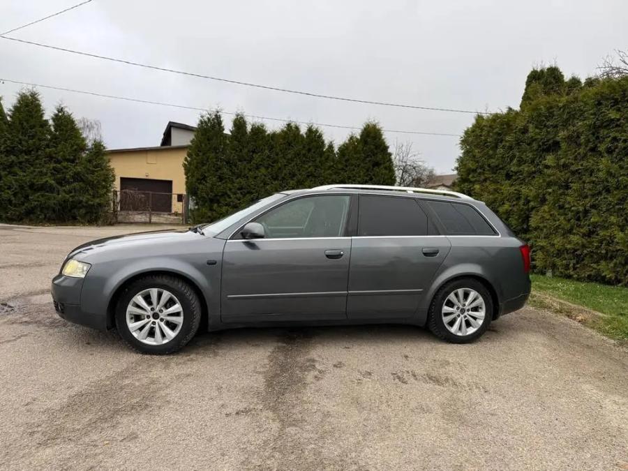Grey Audi A4 2002 in Riga, with an engine capacity of 1.90 L and mileage of 285 thousand km for 1800 €, photo 6 on AUTOMOTO.COM.LV