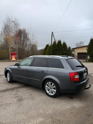 Grey Audi A4 2002 in Riga, with an engine capacity of 1.90 L and mileage of 285 thousand km for 1800 €, photo 9 on AUTOMOTO.COM.LV