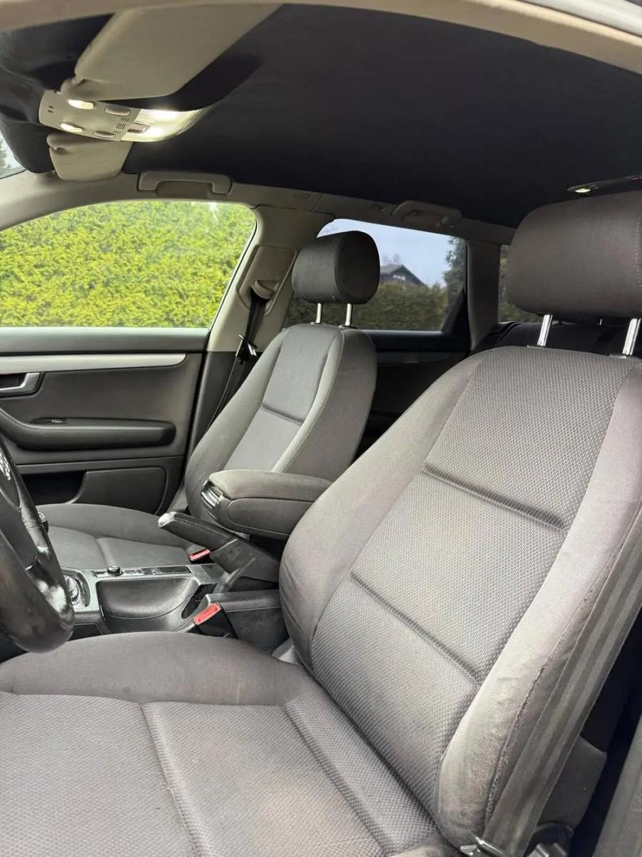 Grey Audi A4 2002 in Riga, with an engine capacity of 1.90 L and mileage of 285 thousand km for 1800 €, photo 16 on AUTOMOTO.COM.LV