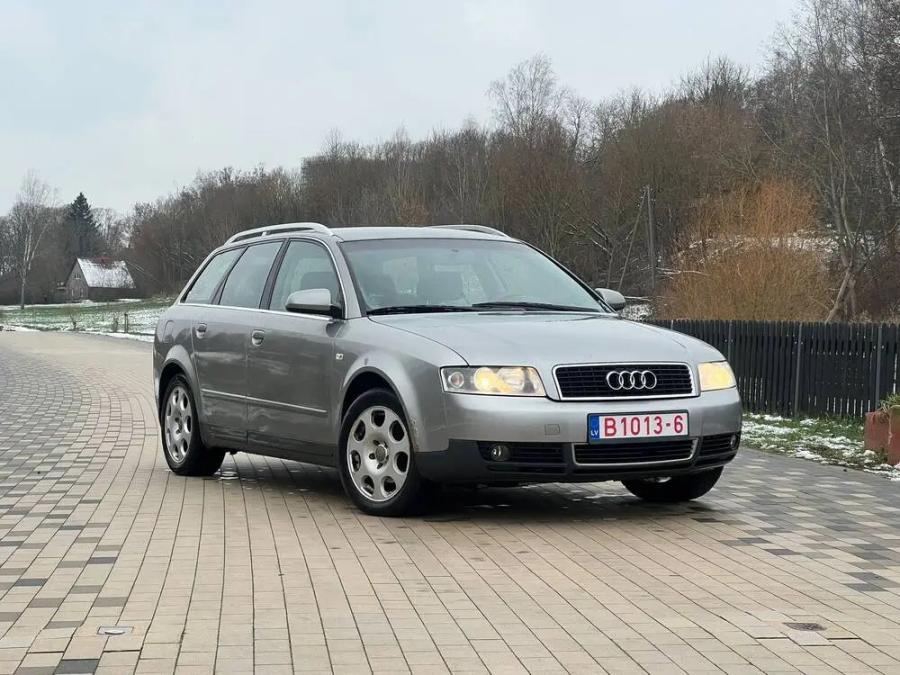 Grey Audi A4 2002 in Rezekne, with an engine capacity of 2.00 L and mileage of 330 thousand km for 1300 €, photo 3 on AUTOMOTO.COM.LV