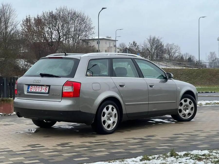 Grey Audi A4 2002 in Rezekne, with an engine capacity of 2.00 L and mileage of 330 thousand km for 1300 €, photo 5 on AUTOMOTO.COM.LV