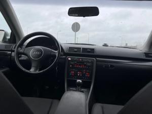 Grey Audi A4 2002 in Riga, with an engine capacity of 2.00 L and mileage of 330 thousand km for 1300 €, photo 11 on AUTOMOTO.COM.LV