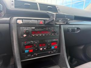 Grey Audi A4 2002 in Riga, with an engine capacity of 2.00 L and mileage of 330 thousand km for 1300 €, photo 18 on AUTOMOTO.COM.LV