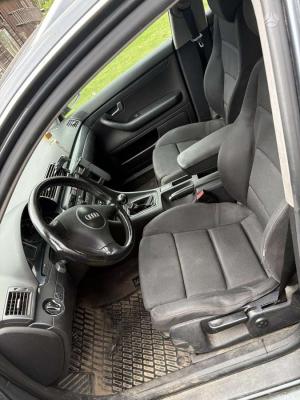 Pelēks Audi A4 2002 Radviliškis, ar dzinēja tilpumu 1.90 L un nobraukumu 362 tūkst. km par 700 €, foto  vietnē AUTOMOTO.COM.LV