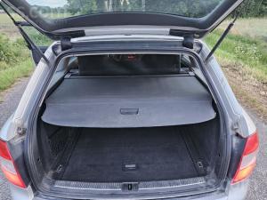 Pelēks Audi A4 2002 Valmiera, ar dzinēja tilpumu 2.00 L un nobraukumu 405 tūkst. km par 1550 €, foto 11 vietnē AUTOMOTO.COM.LV