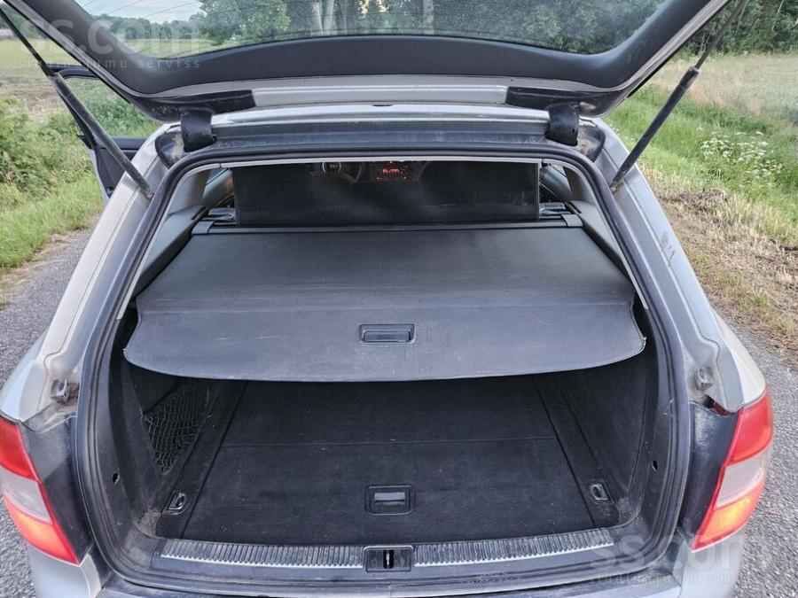 Pelēks Audi A4 2002 Valmiera, ar dzinēja tilpumu 2.00 L un nobraukumu 405 tūkst. km par 1550 €, foto 11 vietnē AUTOMOTO.COM.LV
