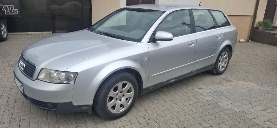 Grey Audi A4 2002 in Vilnius, with an engine capacity of 1.90 L and mileage of 319 thousand km for 1500 €, photo 4 on AUTOMOTO.COM.LV