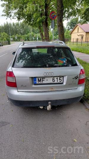 Grey Audi A4 2002 in Valka, with an engine capacity of 2.50 L and mileage of 0 thousand km for 650 €, photo 5 on AUTOMOTO.COM.LV