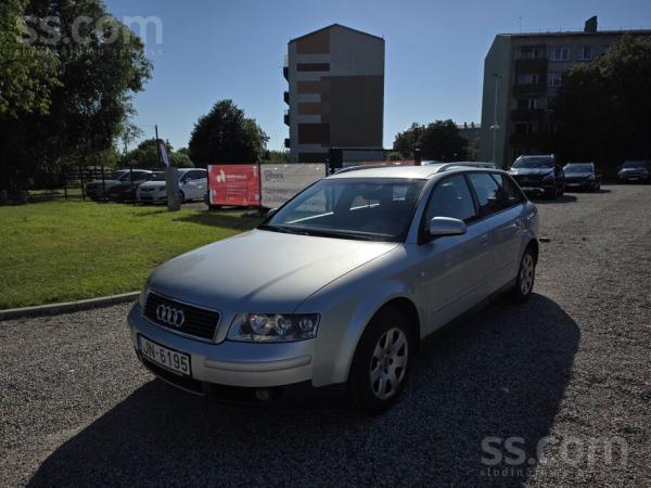 Pelēks Audi A4 2002 Ventspils, ar dzinēja tilpumu 2.00 L un nobraukumu 289 tūkst. km par 1250 €, foto 2 vietnē AUTOMOTO.COM.LV