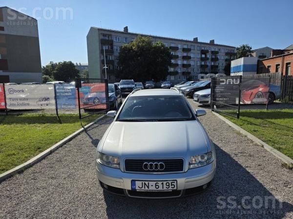 Pelēks Audi A4 2002 Ventspils, ar dzinēja tilpumu 2.00 L un nobraukumu 289 tūkst. km par 1250 €, foto 3 vietnē AUTOMOTO.COM.LV