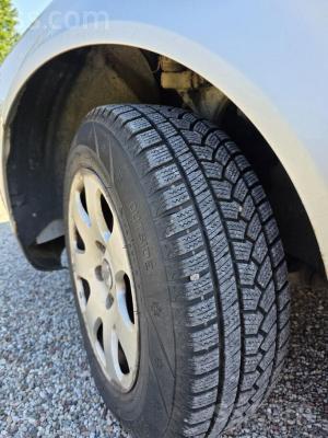 Pelēks Audi A4 2002 Ventspils, ar dzinēja tilpumu 2.00 L un nobraukumu 289 tūkst. km par 1250 €, foto 17 vietnē AUTOMOTO.COM.LV