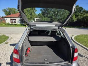 Pelēks Audi A4 2002 Ventspils, ar dzinēja tilpumu 2.00 L un nobraukumu 289 tūkst. km par 1250 €, foto 10 vietnē AUTOMOTO.COM.LV