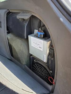 Pelēks Audi A4 2002 Ventspils, ar dzinēja tilpumu 2.00 L un nobraukumu 289 tūkst. km par 1250 €, foto 11 vietnē AUTOMOTO.COM.LV