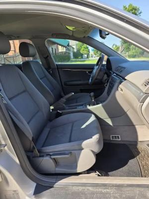 Pelēks Audi A4 2002 Ventspils, ar dzinēja tilpumu 2.00 L un nobraukumu 289 tūkst. km par 1250 €, foto 13 vietnē AUTOMOTO.COM.LV