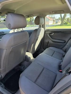 Pelēks Audi A4 2002 Ventspils, ar dzinēja tilpumu 2.00 L un nobraukumu 289 tūkst. km par 1250 €, foto 15 vietnē AUTOMOTO.COM.LV