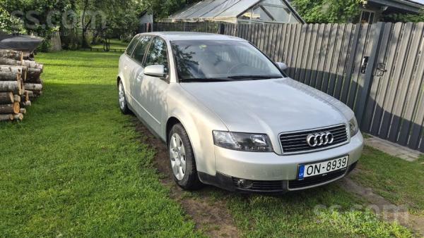 Pelēks Audi A4 2002 Ogre, ar dzinēja tilpumu 2.50 L un nobraukumu 262 tūkst. km par 1200 €, foto 2 vietnē AUTOMOTO.COM.LV
