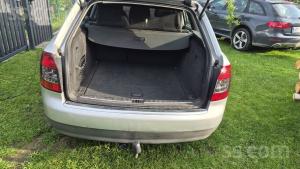 Pelēks Audi A4 2002 Ogre, ar dzinēja tilpumu 2.50 L un nobraukumu 262 tūkst. km par 1200 €, foto 13 vietnē AUTOMOTO.COM.LV