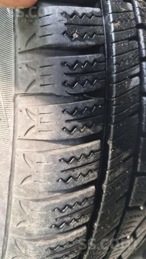 Pelēks Audi A4 2002 Ogre, ar dzinēja tilpumu 2.50 L un nobraukumu 262 tūkst. km par 1200 €, foto 18 vietnē AUTOMOTO.COM.LV