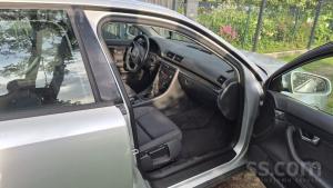 Pelēks Audi A4 2002 Ogre, ar dzinēja tilpumu 2.50 L un nobraukumu 262 tūkst. km par 1200 €, foto 19 vietnē AUTOMOTO.COM.LV