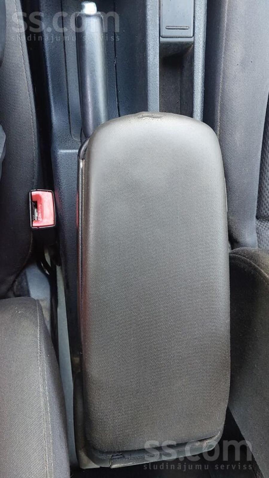 Pelēks Audi A4 2002 Alūksne, ar dzinēja tilpumu 1.90 L un nobraukumu 0 tūkst. km par 1450 €, foto 19 vietnē AUTOMOTO.COM.LV