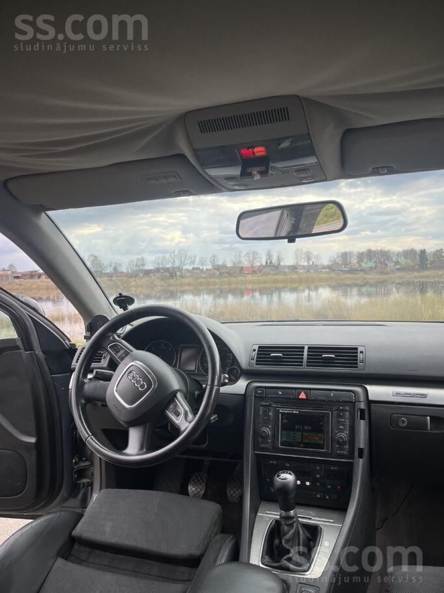 Grey Audi A4 2002 in Riga, with an engine capacity of 2.50 L and mileage of 371 thousand km for 1600 €, photo 7 on AUTOMOTO.COM.LV