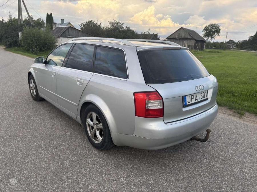 Grey Audi A4 2002 in Varena, with an engine capacity of 1.90 L and mileage of 440 thousand km for 850 €, photo 5 on AUTOMOTO.COM.LV