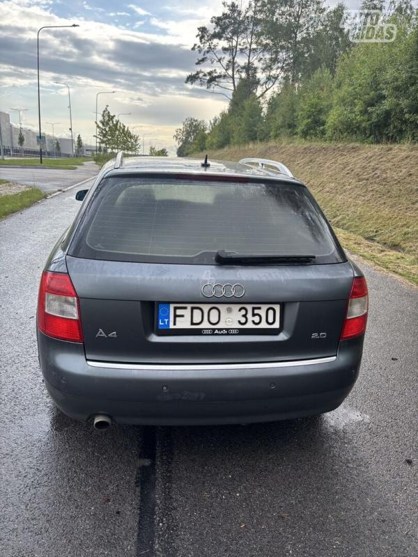 Серый Ауди А4 2002 в Вильнюс, объемом двигателя 2.00 л и пробегом 240 тыс. км за 800 €, фото 4 на AUTOMOTO.COM.LV