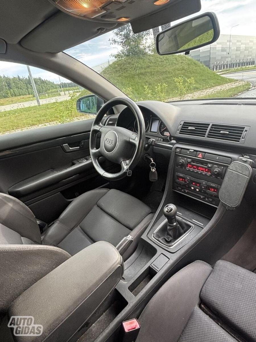 Grey Audi A4 2002 in Vilnius, with an engine capacity of 2.00 L and mileage of 240 thousand km for 800 €, photo 12 on AUTOMOTO.COM.LV