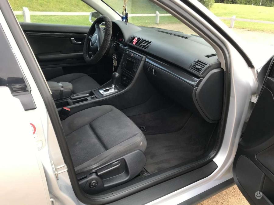 Pelēks Audi A4 2002 Utena, ar dzinēja tilpumu 2.00 L un nobraukumu 290 tūkst. km par 1550 €, foto 10 vietnē AUTOMOTO.COM.LV