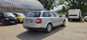 Серый Ауди А4 2002 в Валмиера, объемом двигателя 2.50 л и пробегом 391 тыс. км за 1200 €, фото 4 на AUTOMOTO.COM.LV