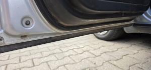 Grey Audi A4 2002 in Valmiera, with an engine capacity of 2.50 L and mileage of 391 thousand km for 1200 €, photo 12 on AUTOMOTO.COM.LV