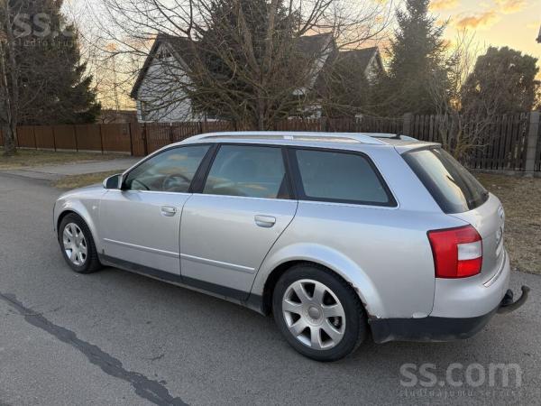 Grey Audi A4 2002 in Riga, with an engine capacity of 2.50 L and mileage of 444 thousand km for 1100 €, photo 5 on AUTOMOTO.COM.LV