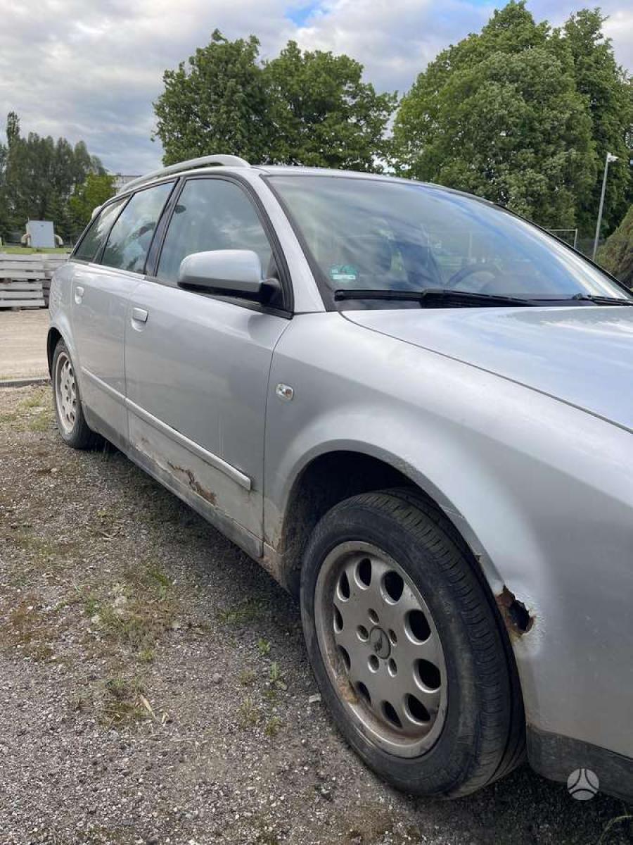 Grey Audi A4 2002 in Kaunas, with an engine capacity of 2.50 L and mileage of 300 thousand km for 680 €, photo 6 on AUTOMOTO.COM.LV