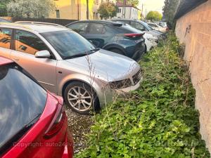 Pelēks Audi A4 2002 Tallina, ar dzinēja tilpumu 1.80 L un nobraukumu 323 tūkst. km par 1500 €, foto 4 vietnē AUTOMOTO.COM.LV