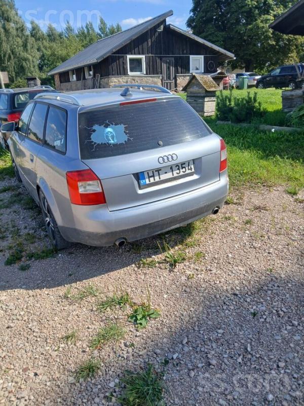 Pelēks Audi A4 2002 Valka, ar dzinēja tilpumu 1.80 L un nobraukumu 353 tūkst. km par 1650 €, foto 2 vietnē AUTOMOTO.COM.LV
