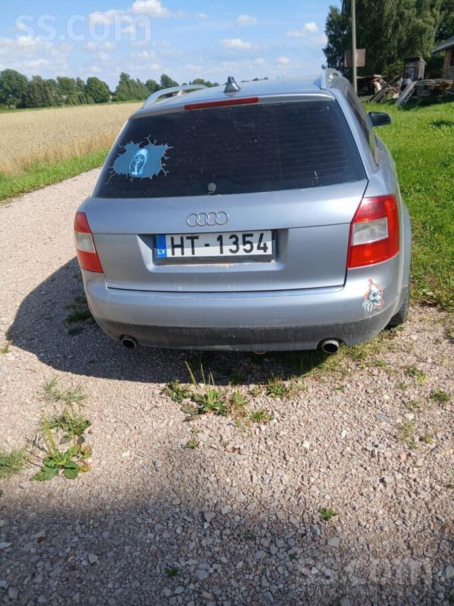 Pelēks Audi A4 2002 Valka, ar dzinēja tilpumu 1.80 L un nobraukumu 353 tūkst. km par 1650 €, foto 4 vietnē AUTOMOTO.COM.LV