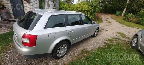 Pelēks Audi A4 2002 Rēzekne, ar dzinēja tilpumu 1.90 L un nobraukumu 368 tūkst. km par 2300 €, foto 4 vietnē AUTOMOTO.COM.LV