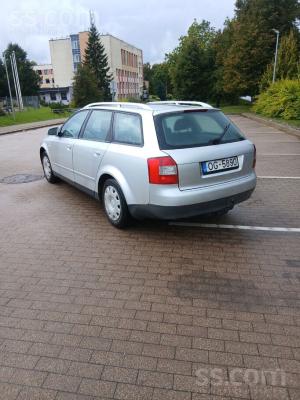 Pelēks Audi A4 2002 Liepāja, ar dzinēja tilpumu 1.90 L un nobraukumu 493 tūkst. km par 1100 €, foto 5 vietnē AUTOMOTO.COM.LV