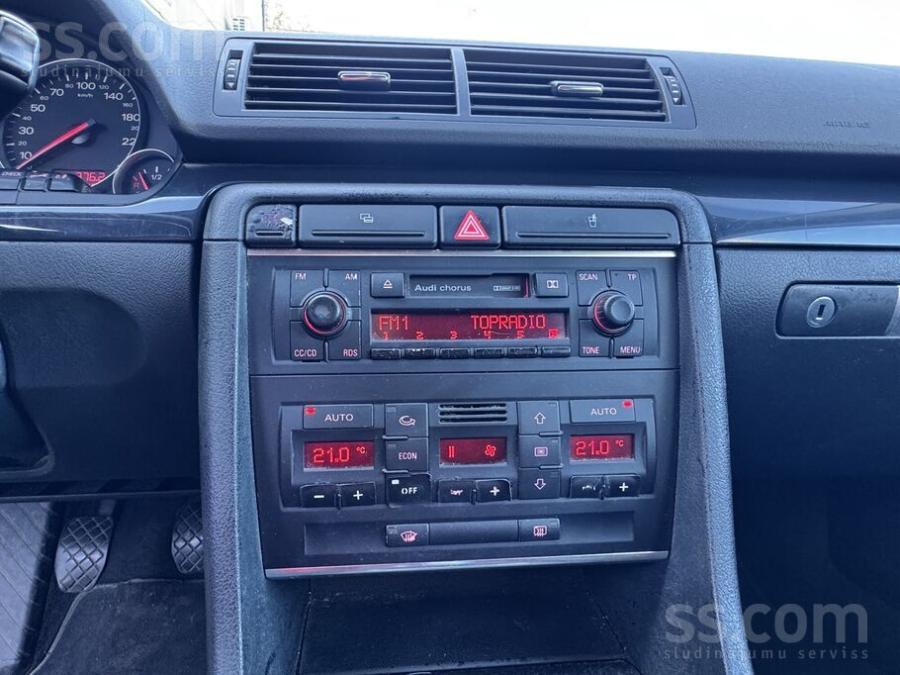Pelēks Audi A4 2002 Daugavpils, ar dzinēja tilpumu 2.00 L un nobraukumu 0 tūkst. km par 1950 €, foto 21 vietnē AUTOMOTO.COM.LV