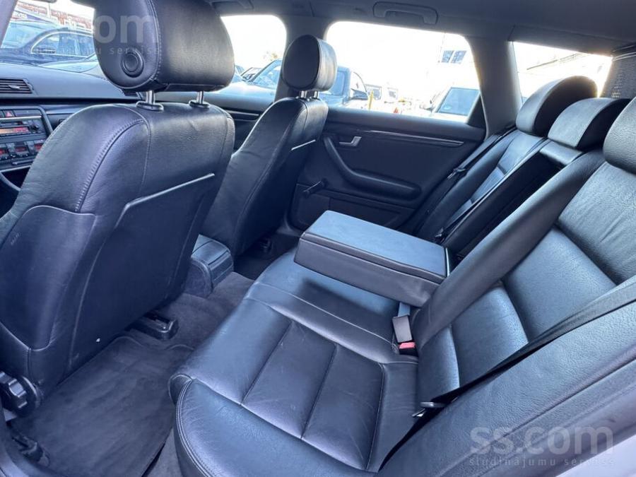 Pelēks Audi A4 2002 Daugavpils, ar dzinēja tilpumu 2.00 L un nobraukumu 0 tūkst. km par 1950 €, foto 27 vietnē AUTOMOTO.COM.LV