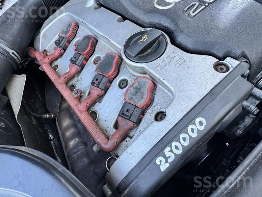 Pelēks Audi A4 2002 Daugavpils, ar dzinēja tilpumu 2.00 L un nobraukumu 0 tūkst. km par 1950 €, foto 29 vietnē AUTOMOTO.COM.LV