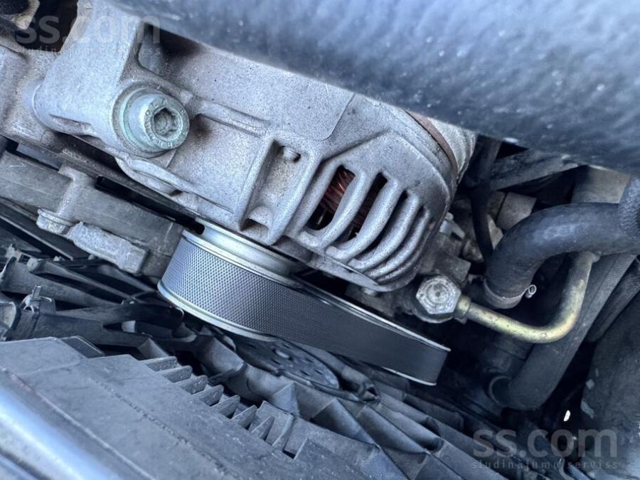 Pelēks Audi A4 2002 Daugavpils, ar dzinēja tilpumu 2.00 L un nobraukumu 0 tūkst. km par 1950 €, foto 30 vietnē AUTOMOTO.COM.LV