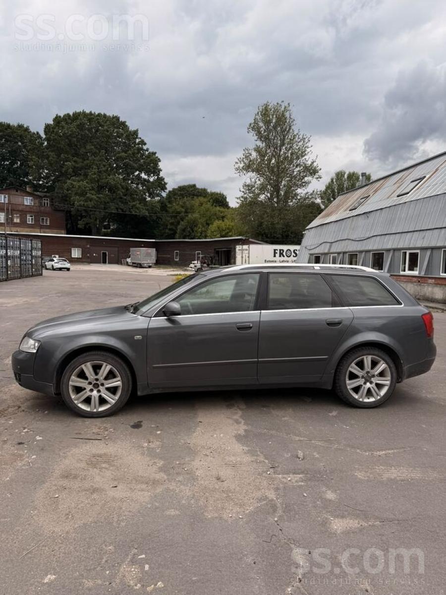 Pelēks Audi A4 2002 Rīga, ar dzinēja tilpumu 1.90 L un nobraukumu 0 tūkst. km par 1250 €, foto 7 vietnē AUTOMOTO.COM.LV