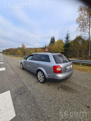 Pelēks Audi A4 2002 Alūksne, ar dzinēja tilpumu 1.90 L un nobraukumu 389 tūkst. km par 750 €, foto 4 vietnē AUTOMOTO.COM.LV