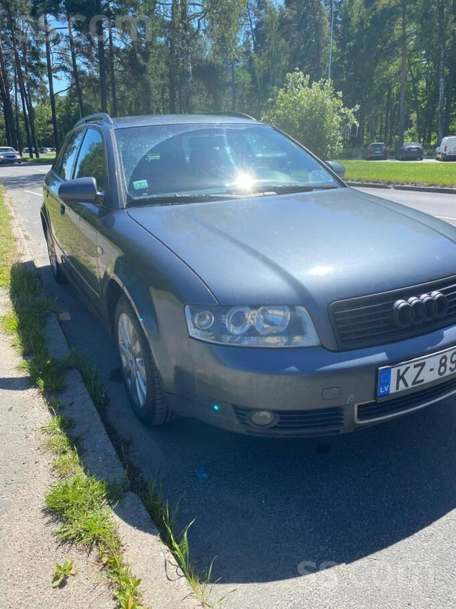 Pelēks Audi A4 2003 Rēzekne, ar dzinēja tilpumu 1.90 L un nobraukumu 395 tūkst. km par 1400 €, foto 1 vietnē AUTOMOTO.COM.LV