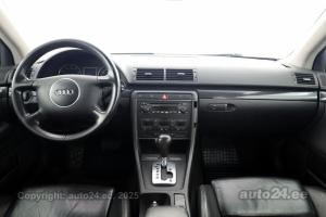Pelēks Audi A4 2003 Tallina, ar dzinēja tilpumu 2.00 L un nobraukumu 369 tūkst. km par 1099 €, foto 5 vietnē AUTOMOTO.COM.LV