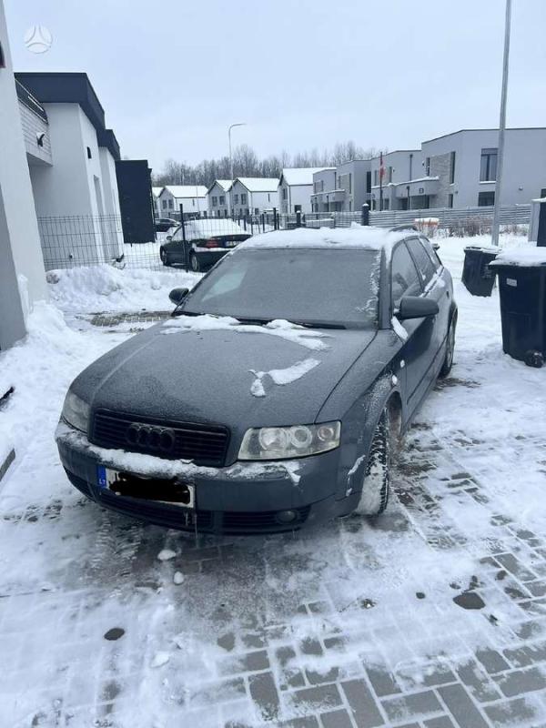 Grey Audi A4 2003 in Vilnius, with an engine capacity of 2.50 L and mileage of 321 thousand km for 1250 €, photo 1 on AUTOMOTO.COM.LV